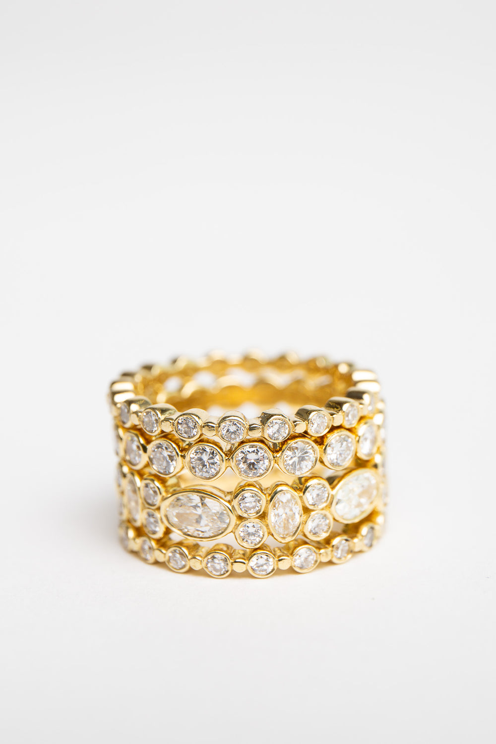 MAUD JEWELRY | 18K GOLD 30 DIAMOND STACK RING